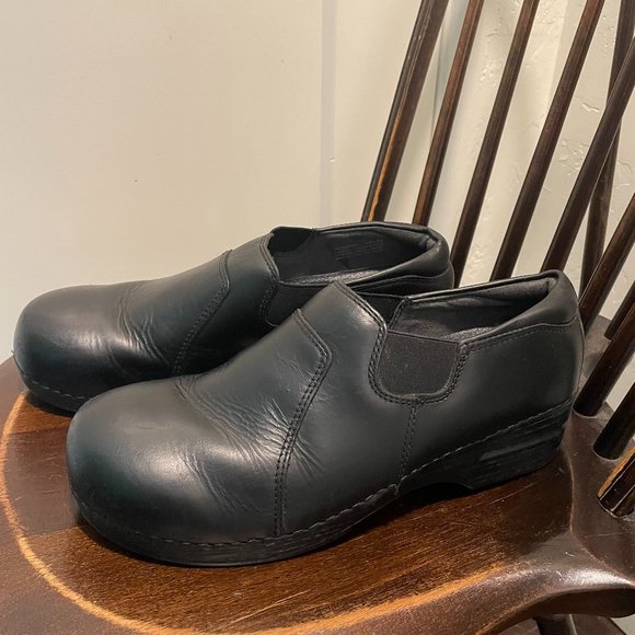 Dansko | Shoes | Dansko Xp Professional Black Clogs Mules Used Usa ...